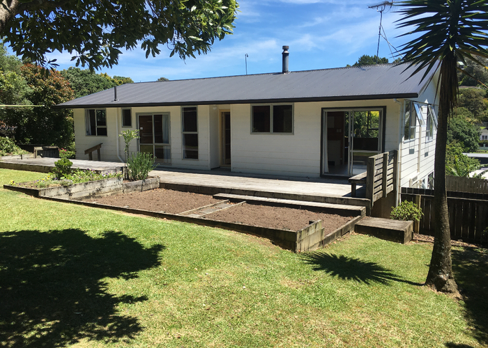 Free property data for 12 William Hadlow Place, Hatfields Beach, Orewa ...