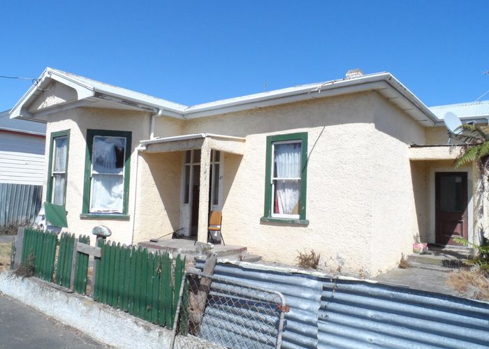 Free property data for 47 Pitt Street, Whanganui, Whanganui - homes.co.nz