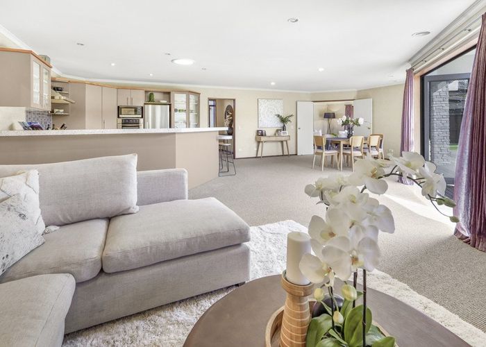 Free property data for 85 Huntington Drive, Huntington, Hamilton ...