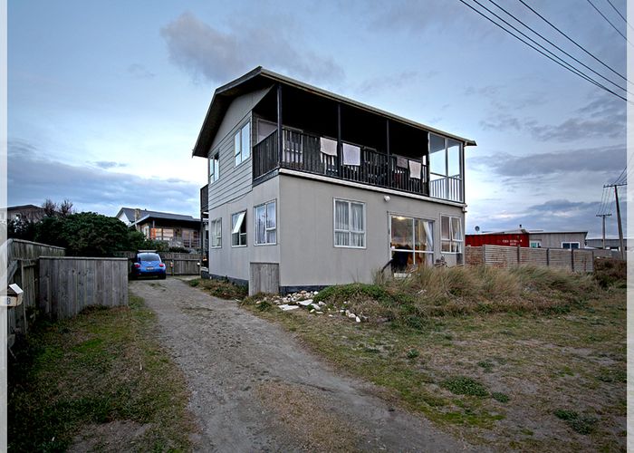 Free property data for 3 Marine Parade South, Foxton Beach, Foxton ...