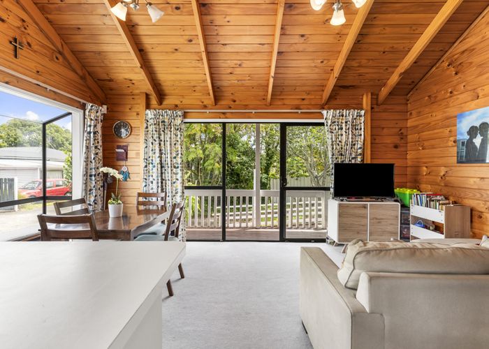 For sale | 2/4 Campbell Place, Papakura, Papakura, Auckland - homes.co.nz