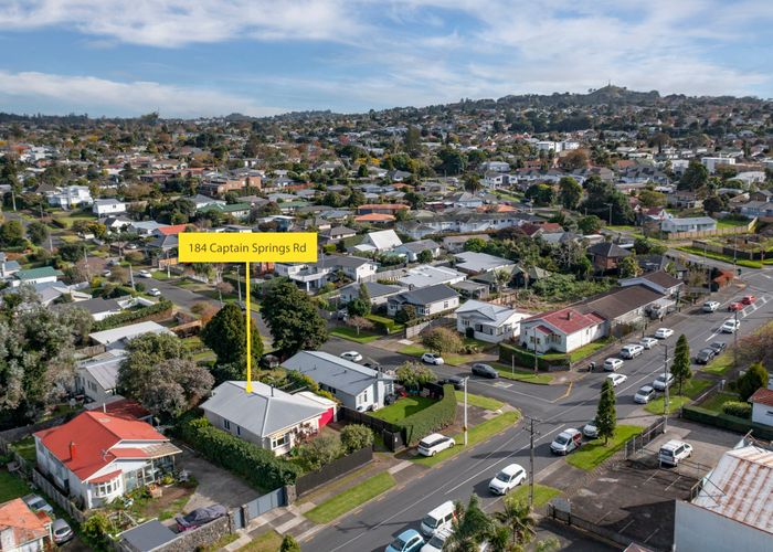 Free property data for 184 Captain Springs Road, Onehunga, Auckland ...