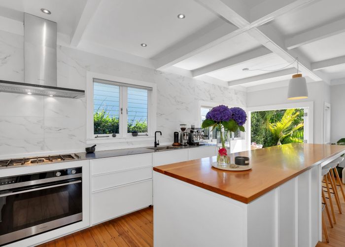 Recently sold | 140 Point Chevalier Road, Point Chevalier, Auckland ...