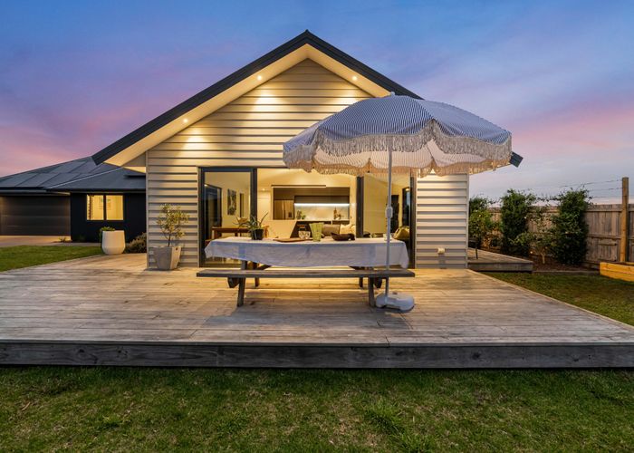 Recently sold | 48 Maturiki Drive, One Tree Point - homes.co.nz