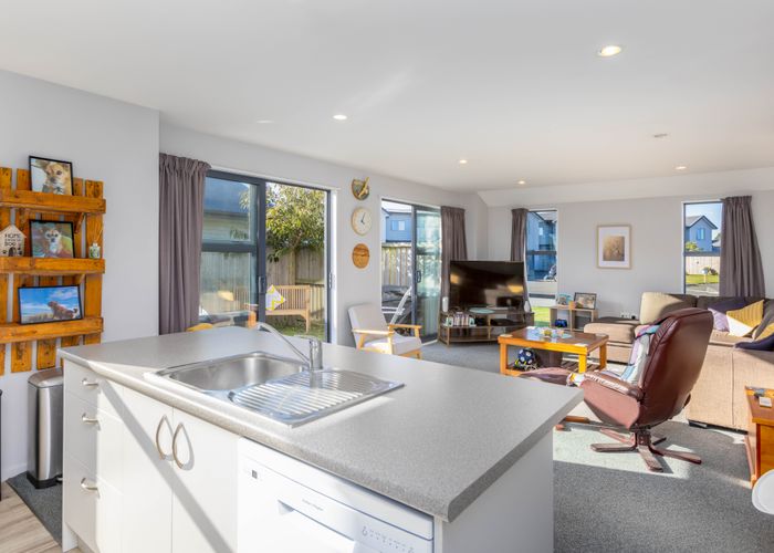 Free property data for 22 Eric Adam Way, Linwood, Christchurch - homes ...