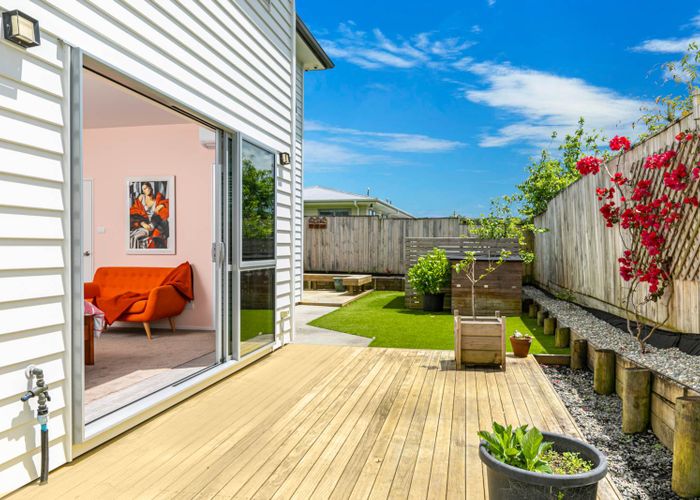 Free property data for 23C MANUWAI RD, Torbay , Auckland - homes.co.nz