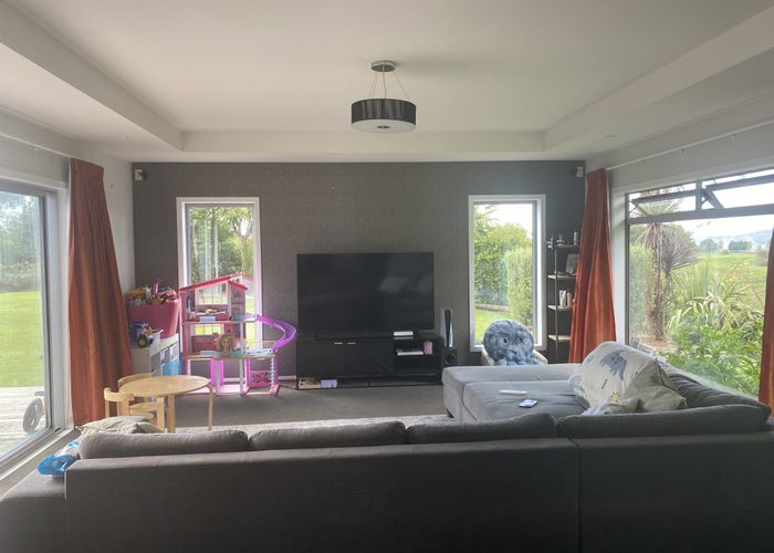 Free property data for 2 Burd Road, Tauranga - homes.co.nz