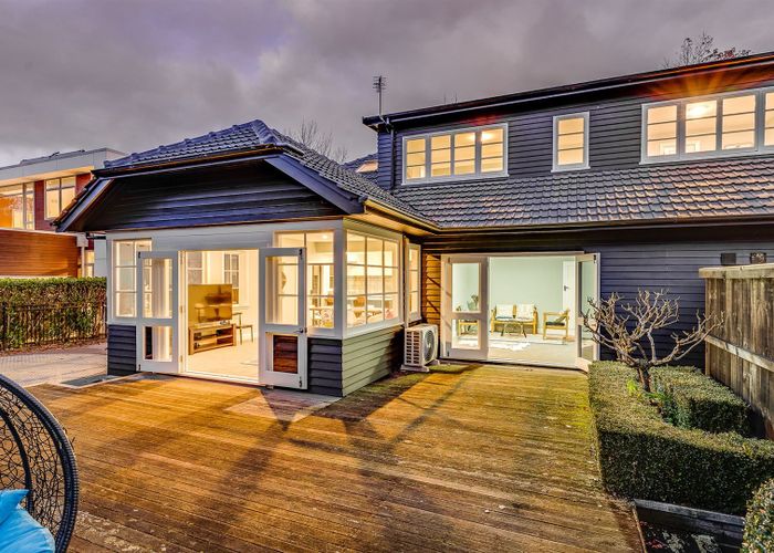 Free property data for 40 Newnham Terrace, Upper Riccarton ...