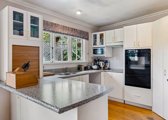 Free property data for 23 Mountain View Road, Morningside, Auckland ...