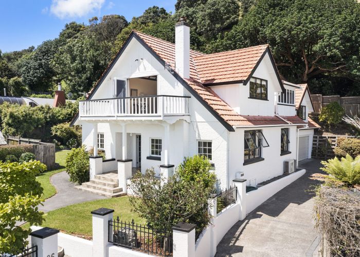 Free property data for 86 Victoria Road, Devonport, Auckland - homes.co.nz