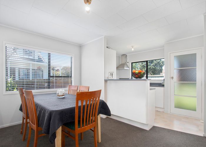 Free property data for 83 Burundi Avenue, Clendon Park, Auckland ...