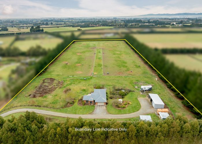 Free property data for 1098 Two Chain Road, Swannanoa, Rangiora - homes ...