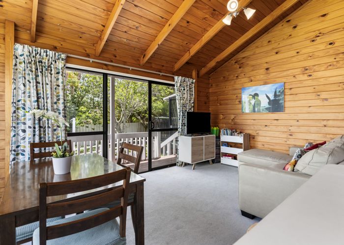 For sale | 2/4 Campbell Place, Papakura, Papakura, Auckland - homes.co.nz