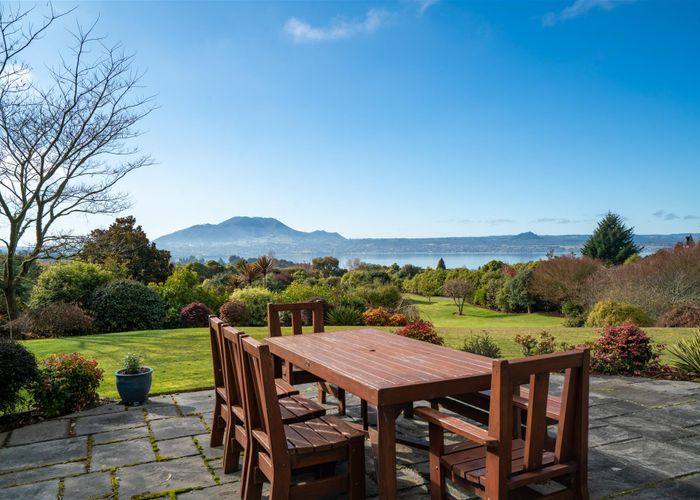 Free property data for 25 Te Moenga Park, Acacia Bay, Taupo - homes.co.nz