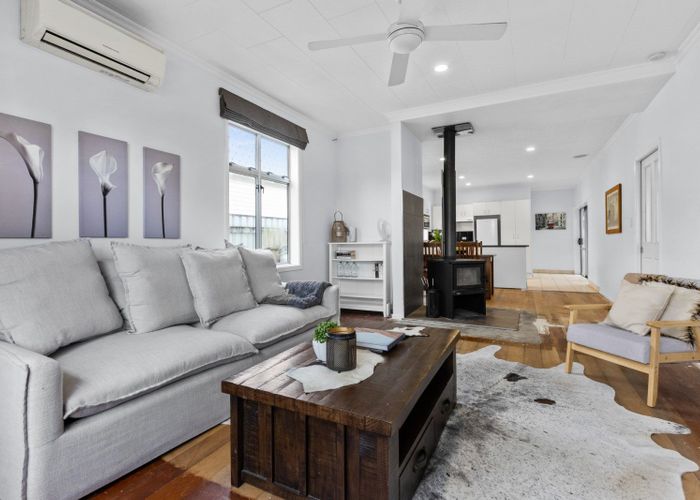 Free property data for 209 Riverslea Road South, Ākina, Hastings ...