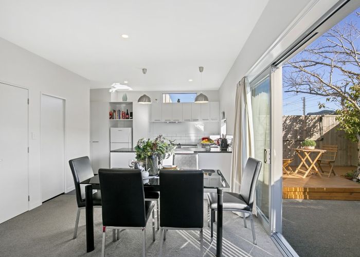 Free property data for 10/7 Handyside Street, Tawa, Wellington - homes ...