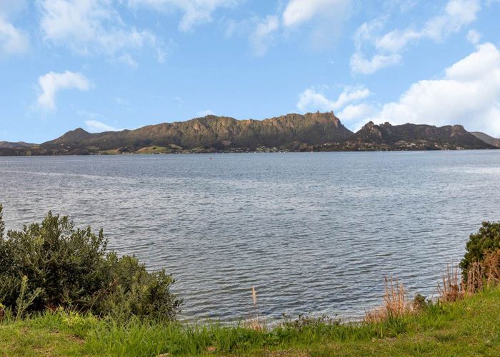 Recently sold | 237 One Tree Point Road, One Tree Point - homes.co.nz