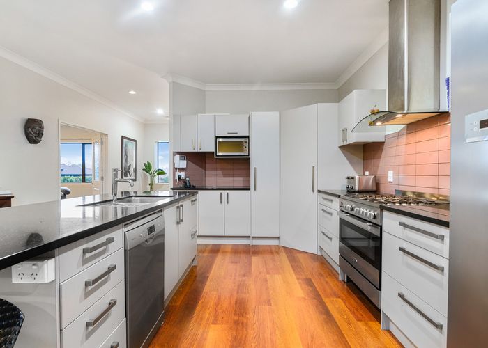 Free property data for 11 Baxendale Drive, Matipo Heights, Rotorua ...