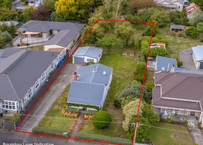 Free property data for 153 Main Street, Greytown, Greytown - homes.co.nz