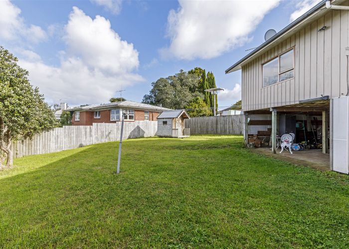 Free property data for 22 Sunnybrae Road, Hillcrest, Auckland - homes.co.nz