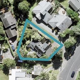 Free property data for 894 Beach Road, Waiake, Auckland - homes.co.nz