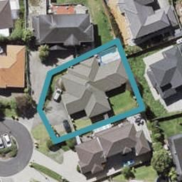 Free property data for 16 Malin Place, Pinehill, Auckland - homes.co.nz