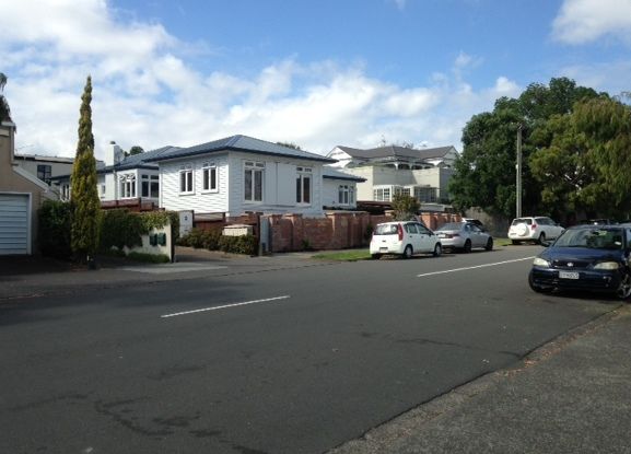Free property data for 28 Clonbern Road, Remuera, Auckland - homes.co.nz