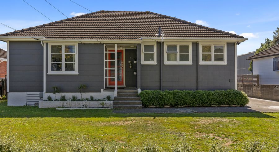 Free property data for 81 Naenae Road, Naenae, Lower Hutt - homes.co.nz