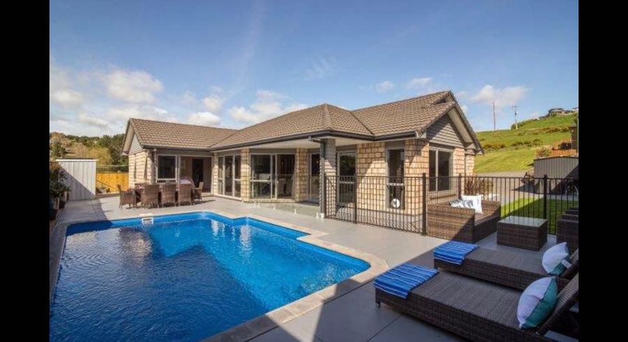 Free property data for 40 Baxendale Drive, Matipo Heights, Rotorua ...