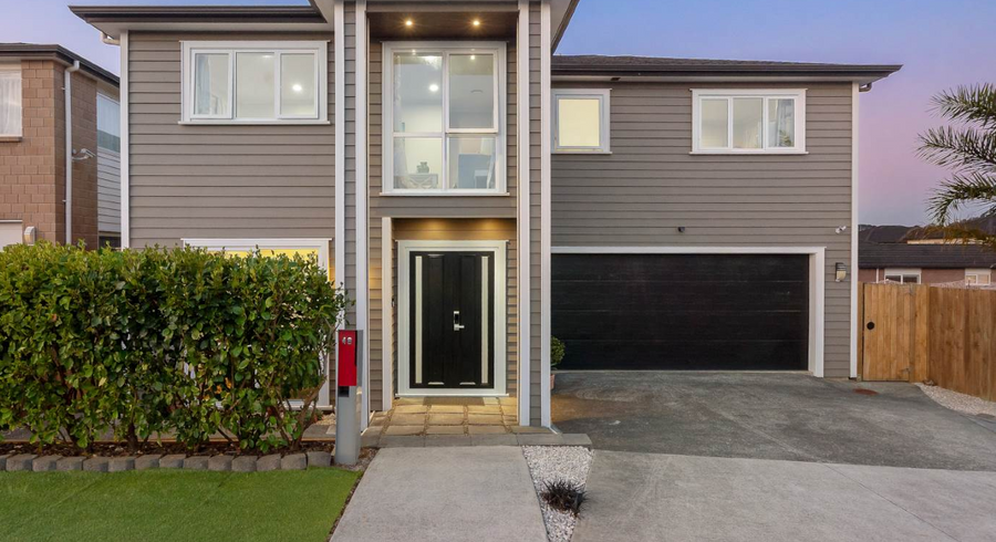 Free property data for 48 Clady Drive, Flat Bush, Auckland - homes.co.nz