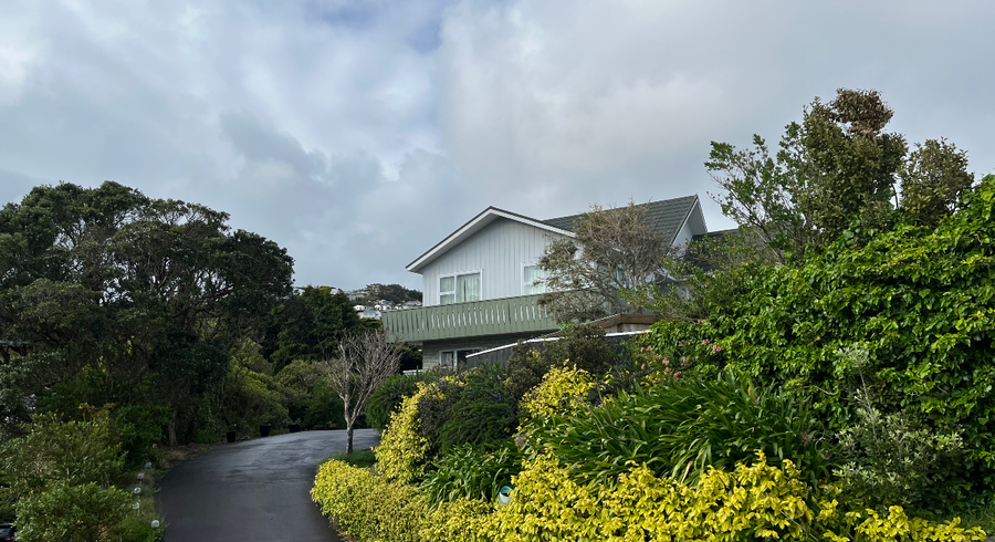 Free property data for 1 Glen Alton Avenue, Paparangi, Wellington ...