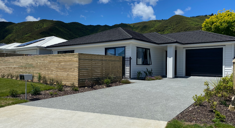 Free property data for 39 Henrietta Maxwell Grove, Wainuiomata, Lower ...