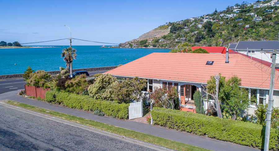 Free property data for 1 Bay View Road, Moncks Bay, Christchurch ...