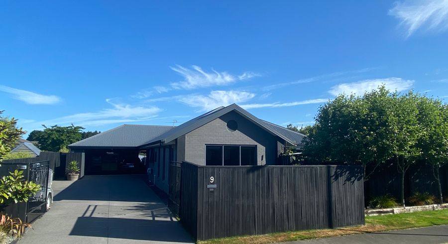 Free property data for 9 Reka Street, Parklands, Christchurch - homes.co.nz