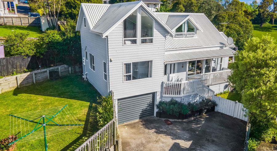 Free property data for 48B Seaview Rd, Glenfield, Auckland - homes.co.nz