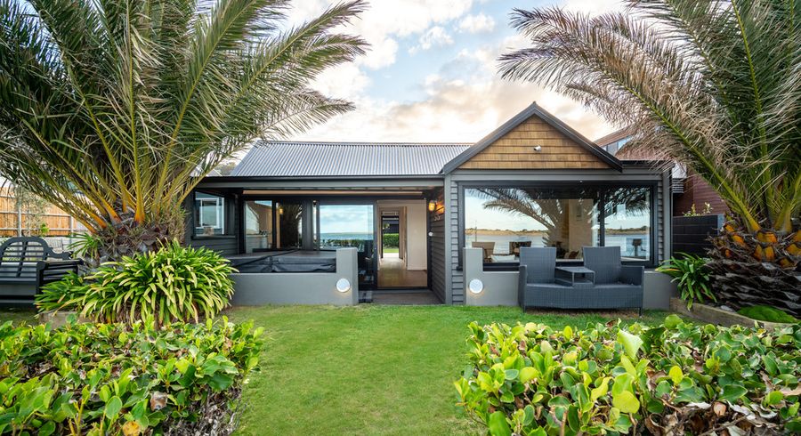Free property data for 149 Main Road, Moncks Bay, Christchurch - homes ...