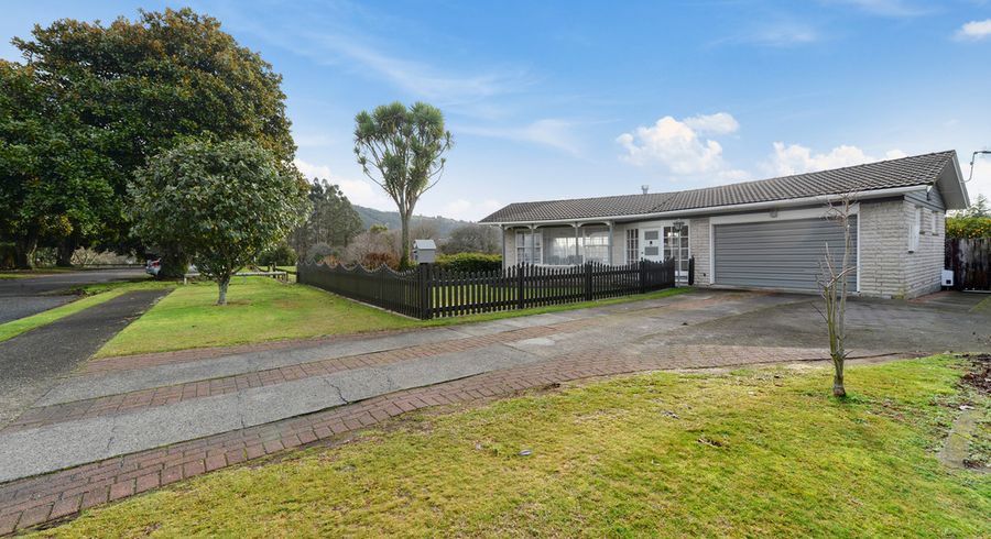 Free property data for 17 Kamahi Place, Pukehangi, Rotorua - homes.co.nz