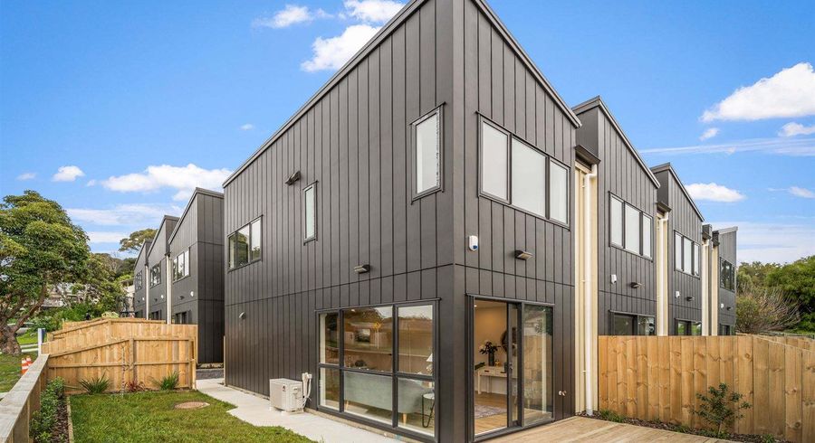 Free property data for 2A Laser Place, Bayview, Auckland - homes.co.nz