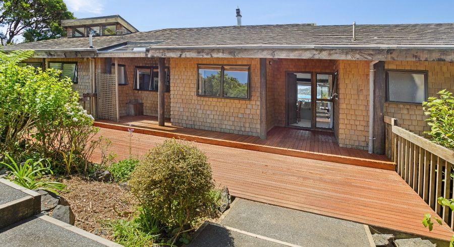 Free property data for 22 Gilbert Mair Rise, Russell, Russell - homes.co.nz