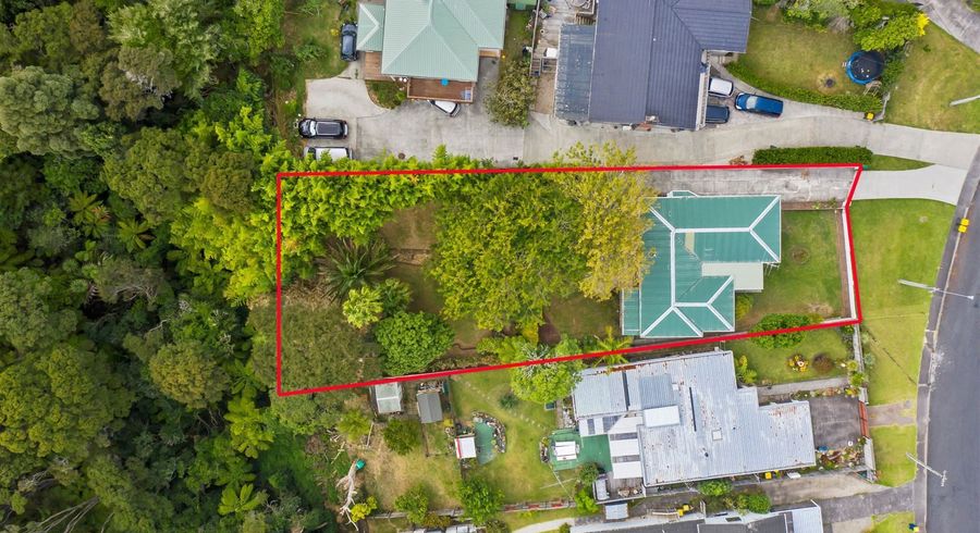 Free property data for 211 Manuka Road, Bayview, Auckland - homes.co.nz
