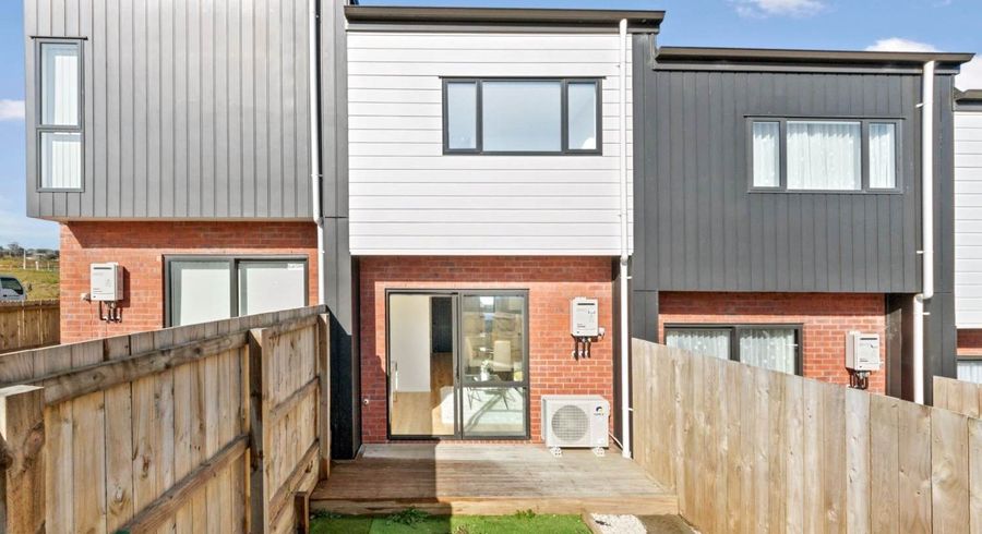 Free property data for 12 Creekside Way, Flat Bush, Auckland - homes.co.nz