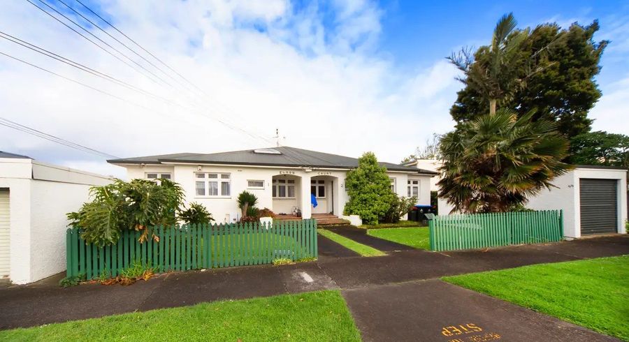 Free property data for 4/6 Eldon Road, Balmoral, Auckland - homes.co.nz