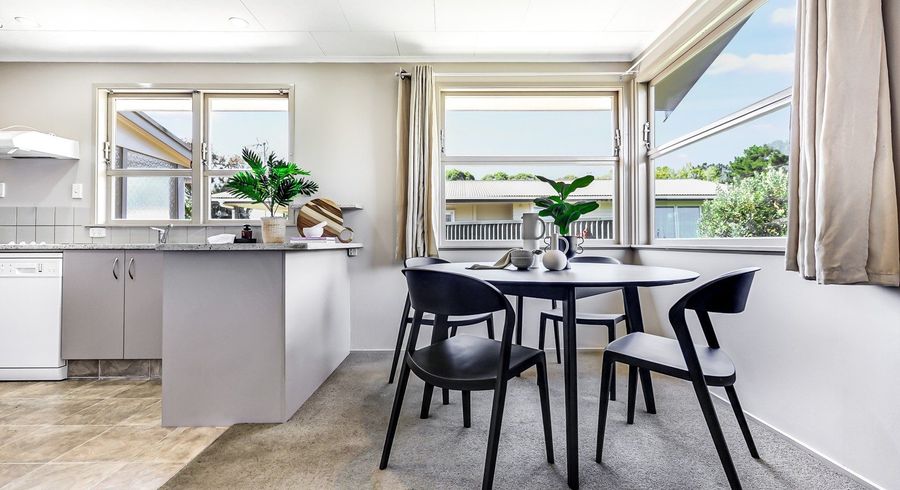 Free property data for 54 Fitzroy Avenue, Fitzroy, Hamilton - homes.co.nz