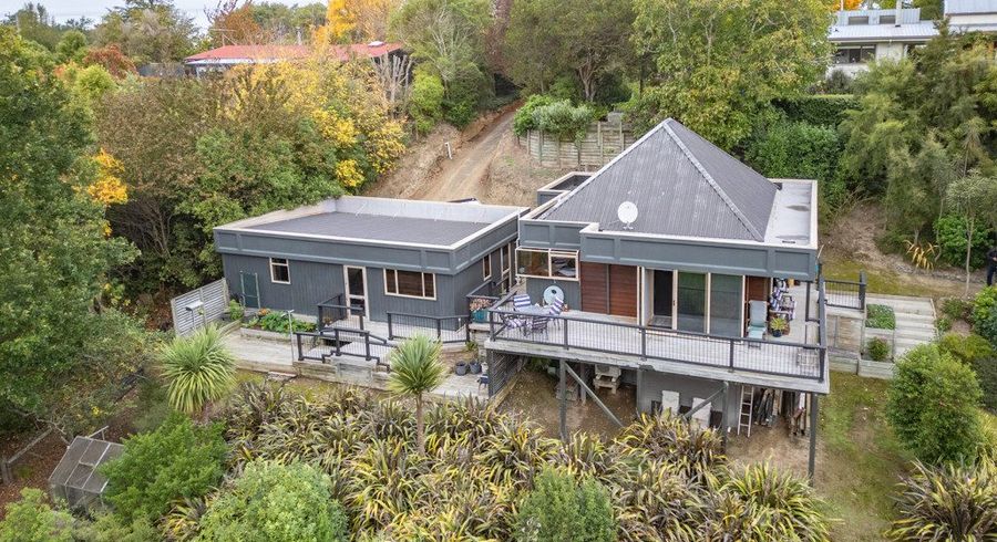 Free property data for 1640 Cust Road, Cust, Cust - homes.co.nz