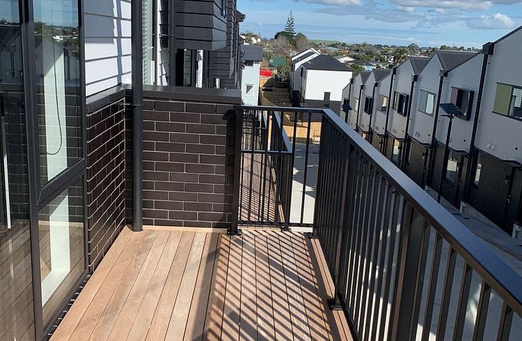 Free property data for 24 Panoni Lane, Howick, Auckland - homes.co.nz