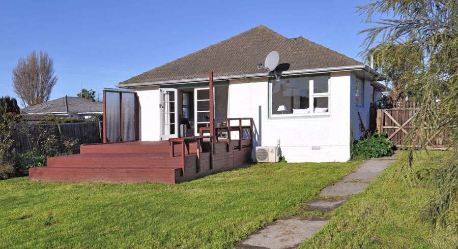 Free property data for 31 Wainoni Road, Wainoni, Christchurch - homes.co.nz