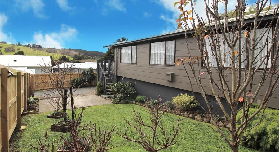 Free property data for 75 Eden Terrace, Te Kamo, Whangārei - homes.co.nz