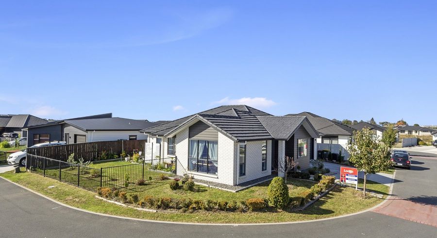 Free property data for 33 Maggie Place, Chartwell, Hamilton - homes.co.nz