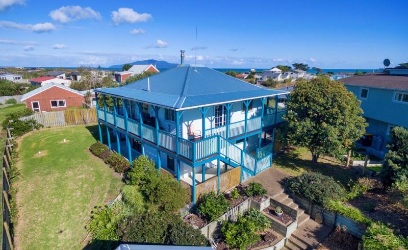 Free property data for 9 Sylvia Way, Te Horo Beach - homes.co.nz