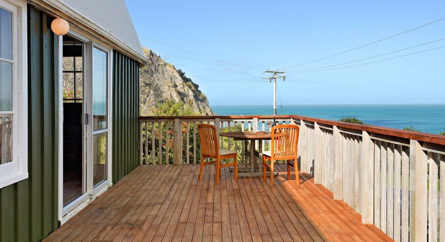 Free property data for 17 Tawhiti Street, Tokomaru Bay, Tokomaru Bay ...
